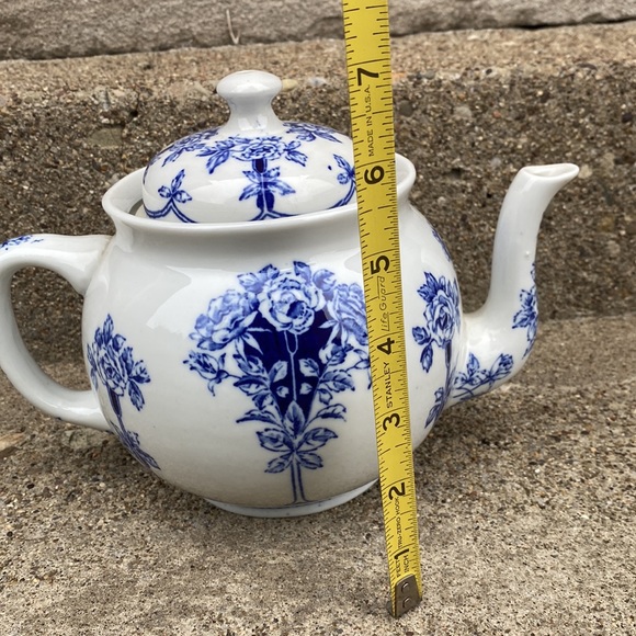 Buffalo David Bitton | Kitchen | Buffalo Pottery Argyle Teapot | Poshmark